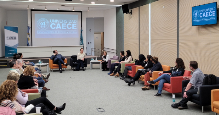 CAECE construye puentes entre la escuela y la universidad - Post ...